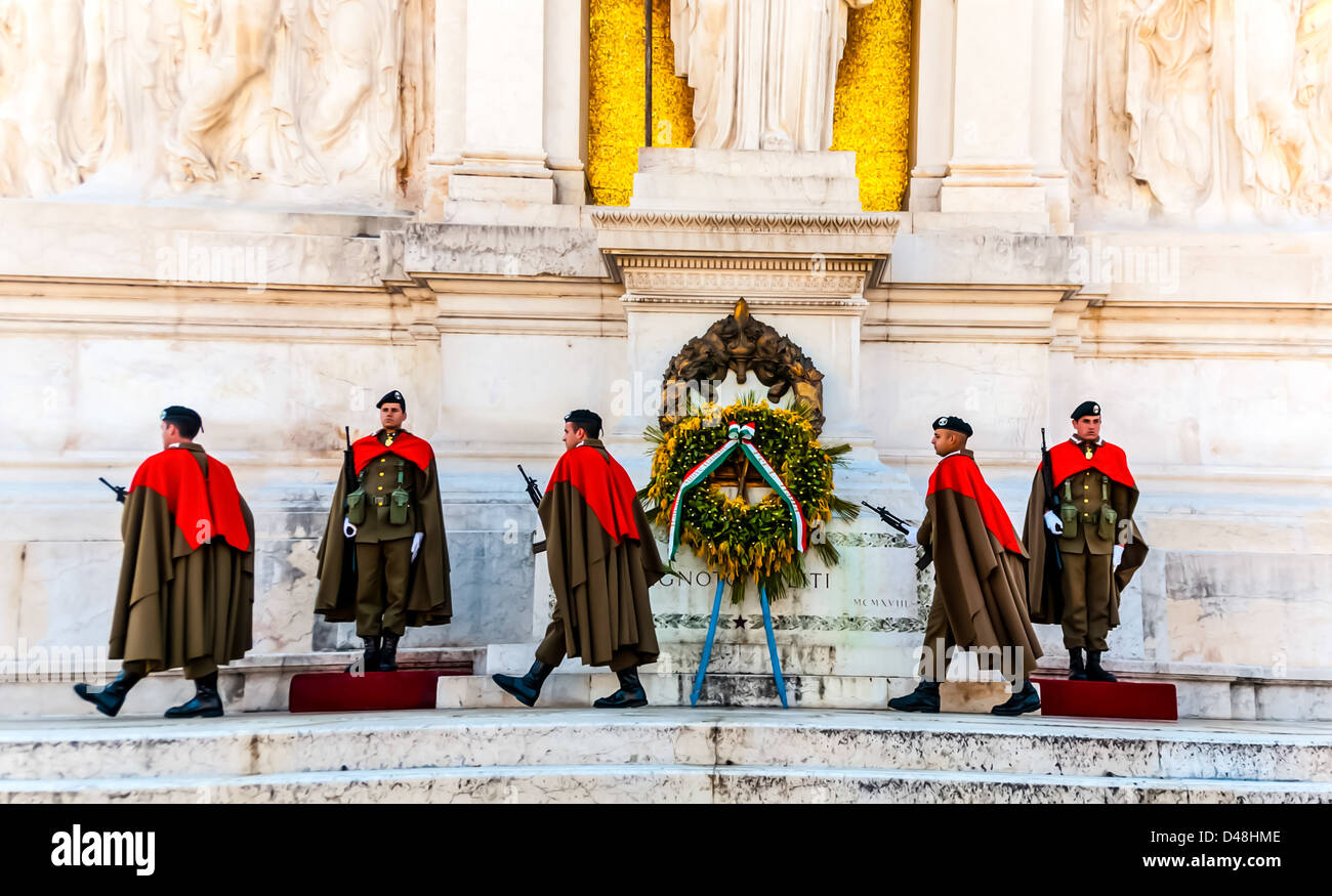 War memorial rome hi-res stock photography and images - Alamy