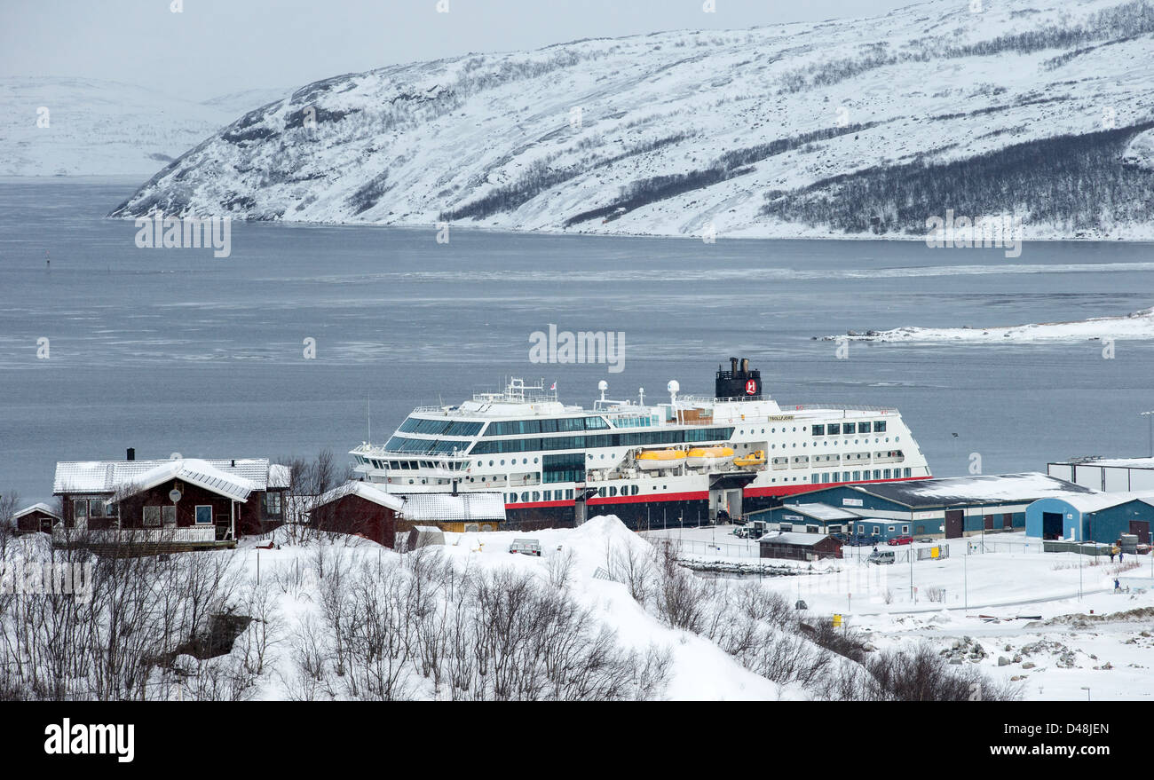 View over the Norwegian town of Kirkenes in the Arctic circle showing ...