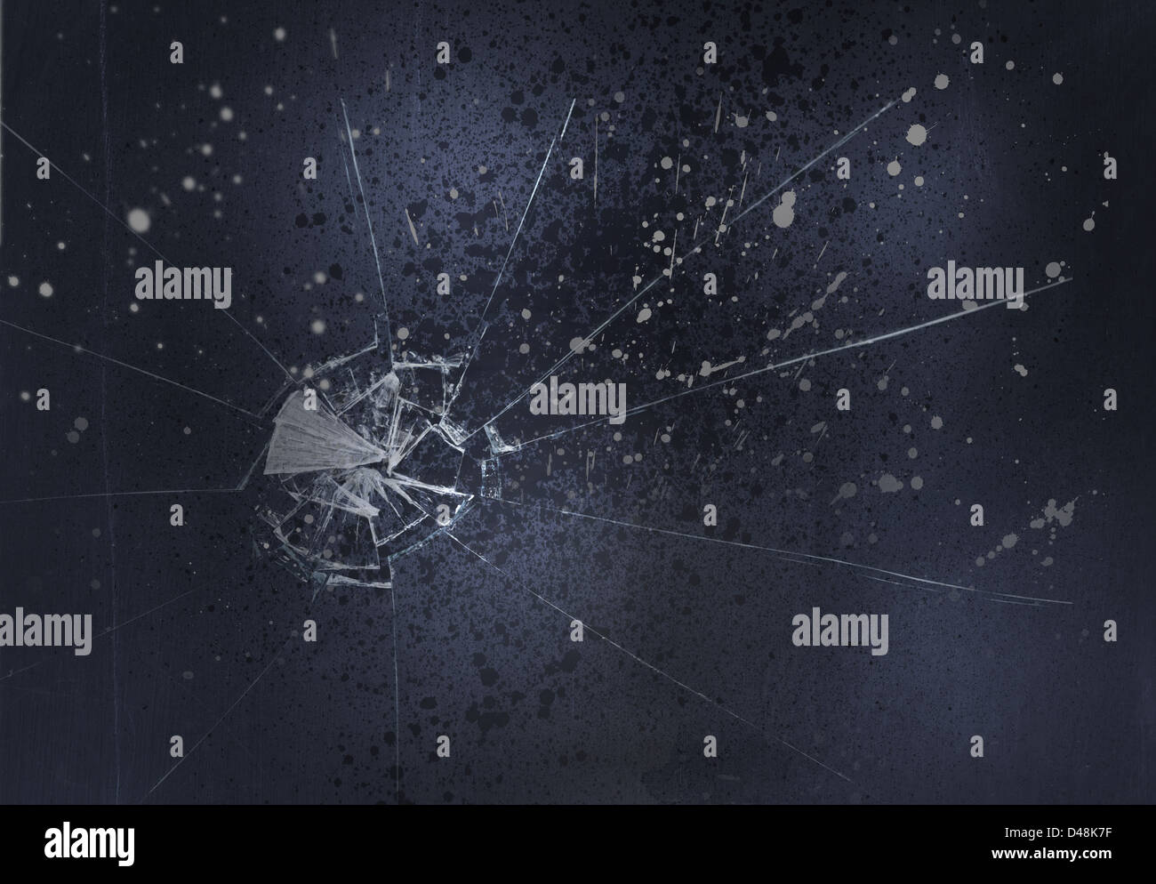 Cracked glass hi-res stock photography and images - Alamy