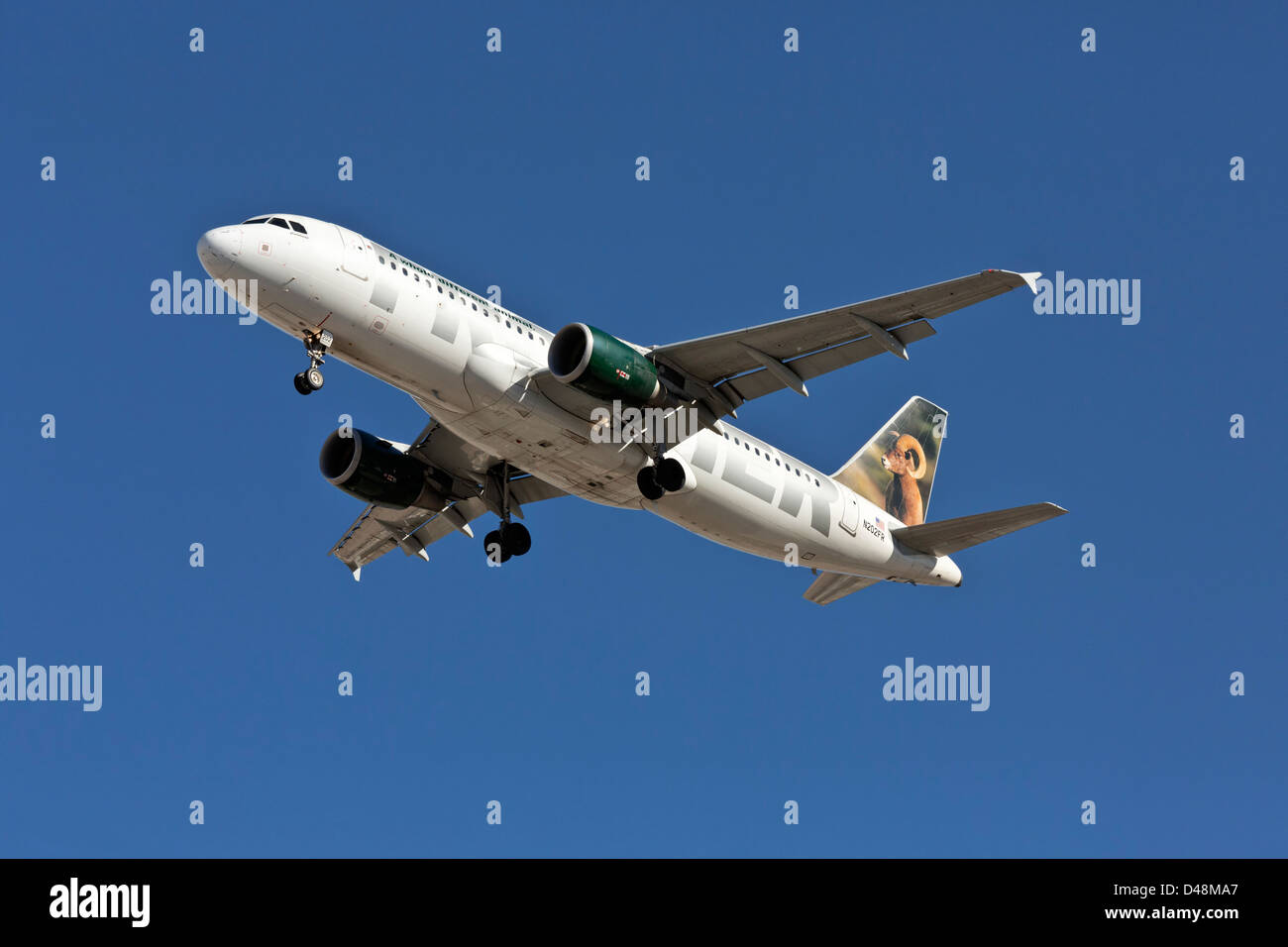 Airbus A320 of Frontier Airways on final approach Stock Photo - Alamy