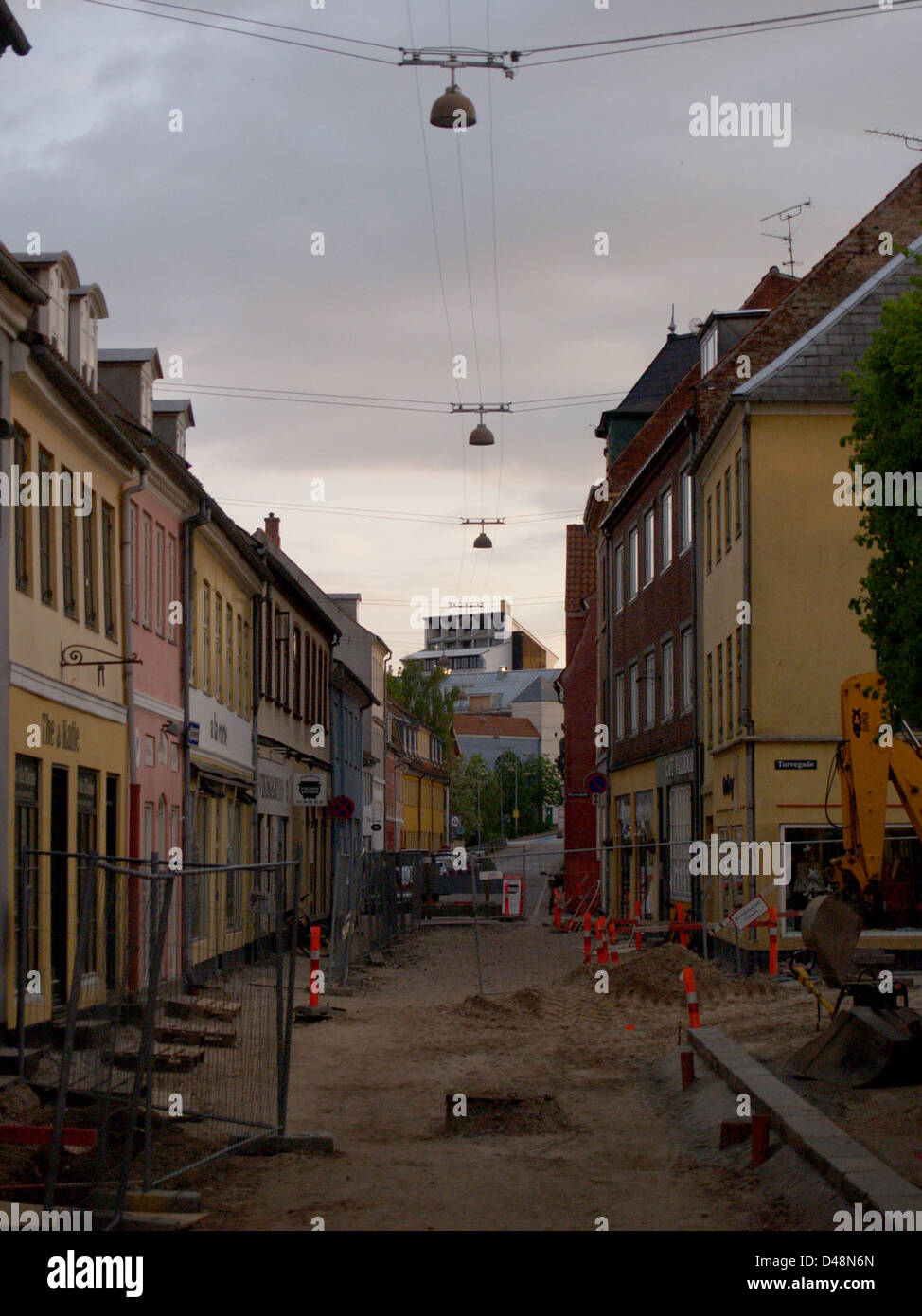 Jørn Utzon's Hammershøj housing project in Helsingør, Denmark (1962-66 ...