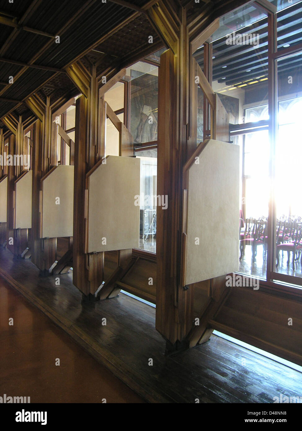 Carlo Scarpa’s design in Venice focuses on the use of wood and ...