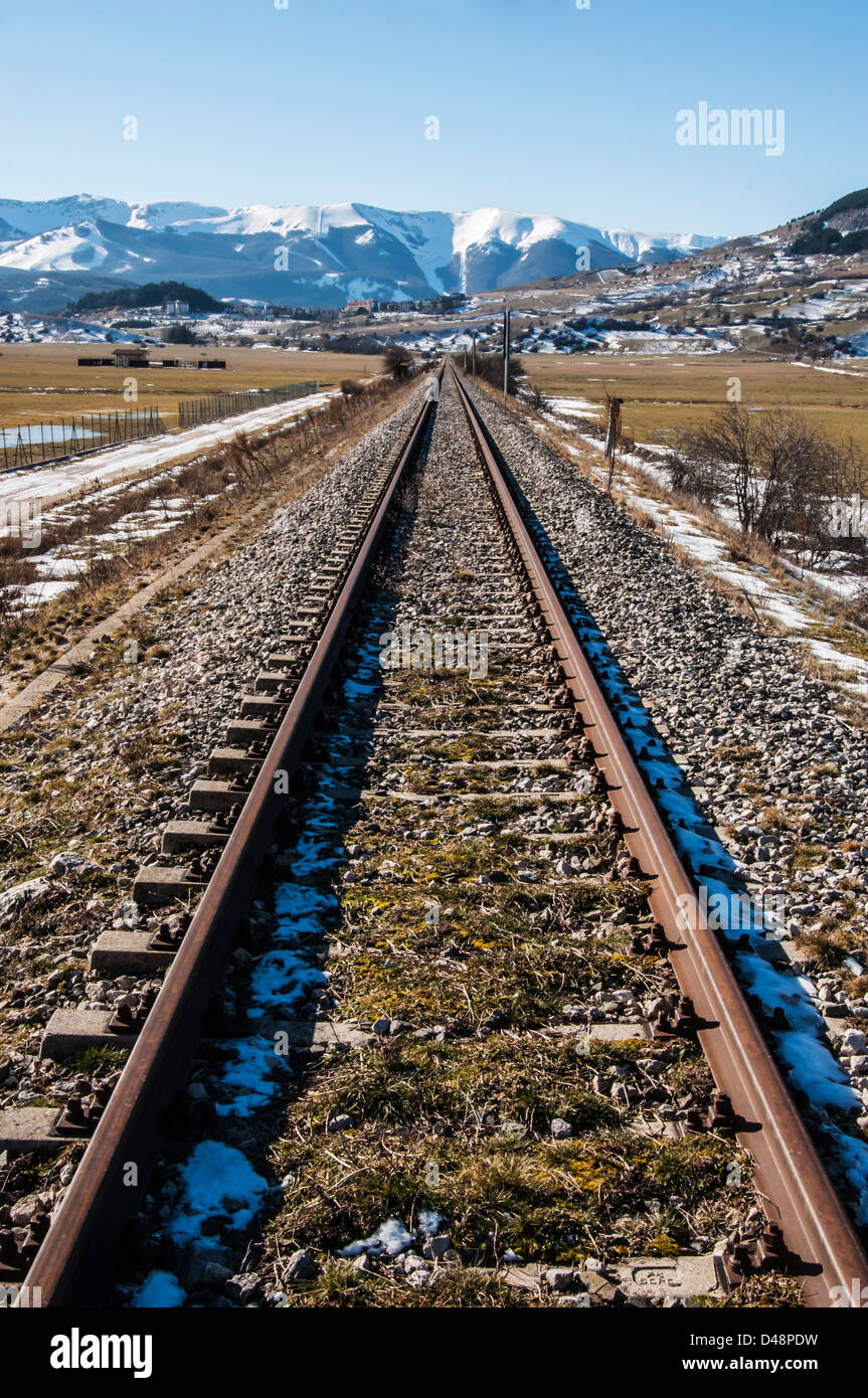 Train travel italy mountains hi-res stock photography and images - Alamy