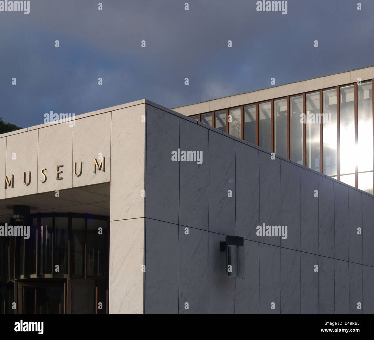 Alvar Aalto's design for the Nordjyllands Kunstmuseum in Aalborg ...