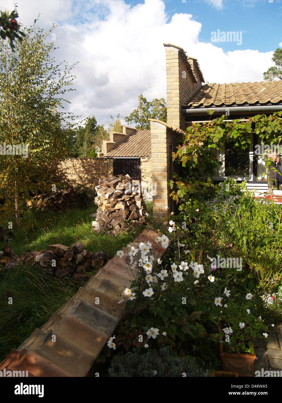 Kingohusene, designed by Jørn Utzon between 1956 and 1960 in Helsingør ...