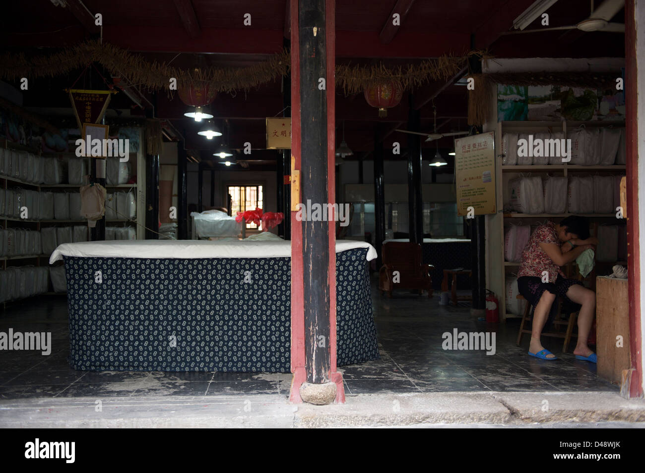 Ancient laundry hi-res stock photography and images - Alamy