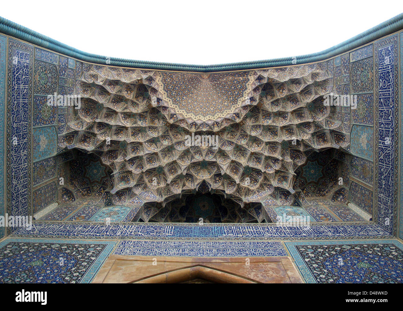 Muqarnas blue mosque hi-res stock photography and images - Alamy