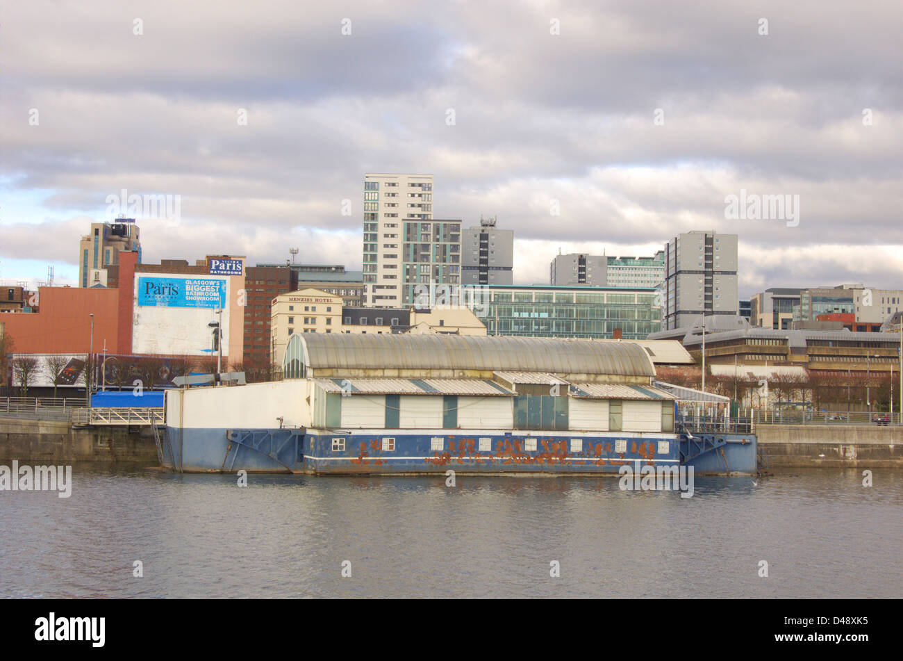 Renfrew ferry hi-res stock photography and images - Alamy