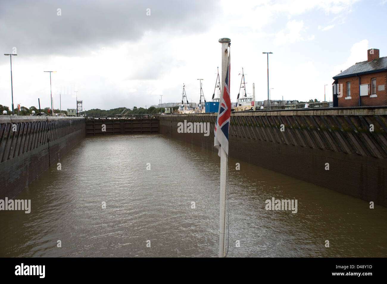 Eastham lock hi-res stock photography and images - Alamy