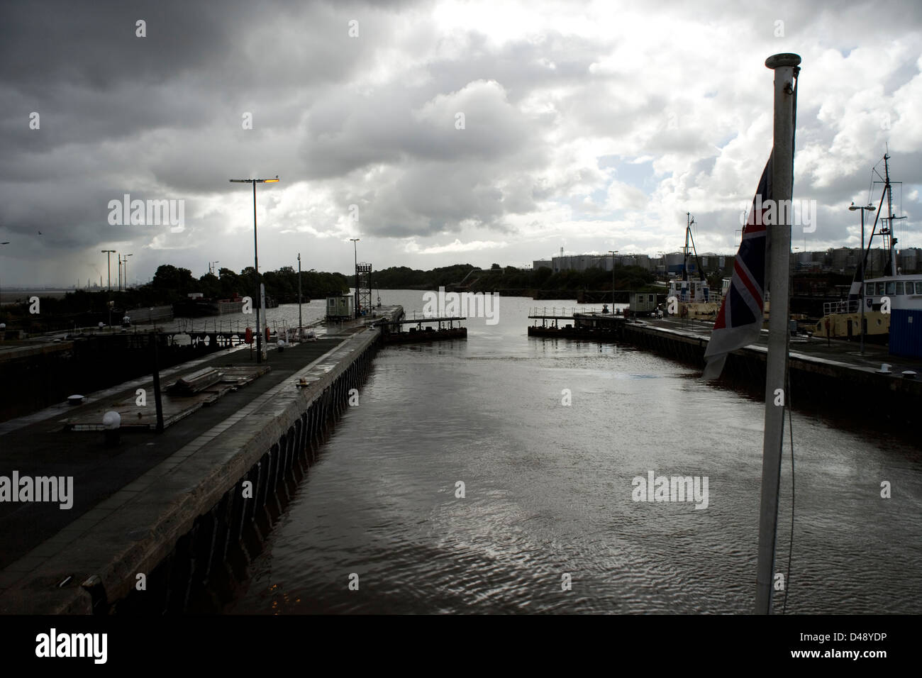 Eastham lock hi-res stock photography and images - Alamy