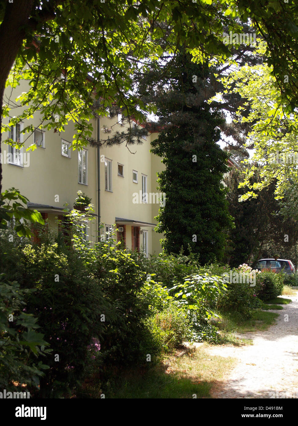 Onkel Tom’s Hütte, designed by Hugo Haring between 1926 and 1932, is an ...