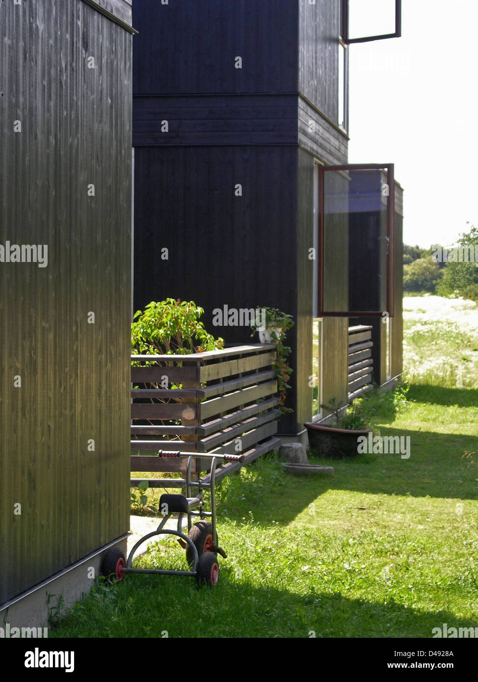The low-cost housing project by Tegnestuen Vandkunsten focuses on ...