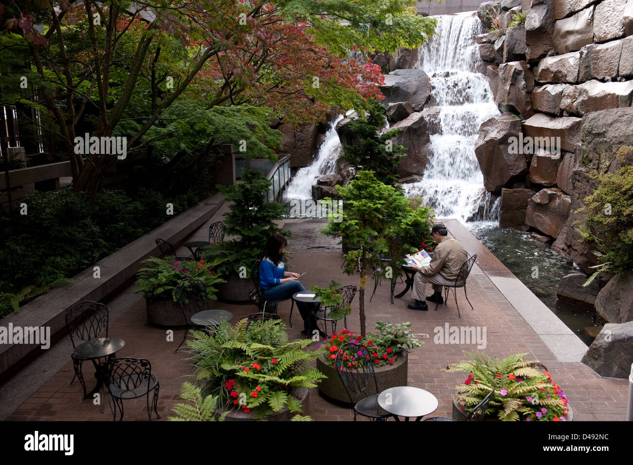 Seattle, USA, Street Cafe in Waterfall Garden Park Stock Photo - Alamy