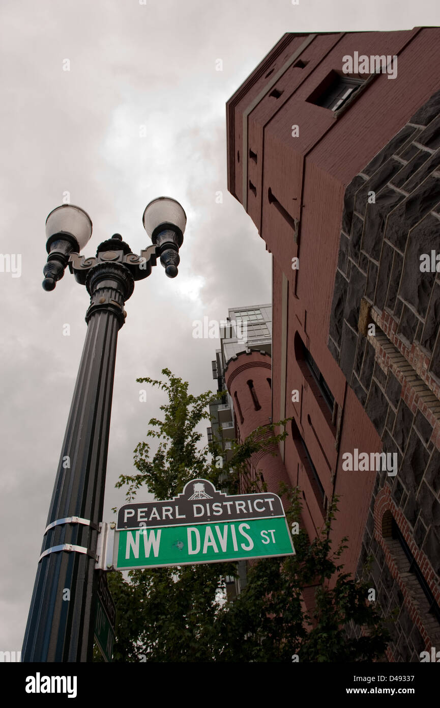 First regiment armory annex hi-res stock photography and images - Alamy
