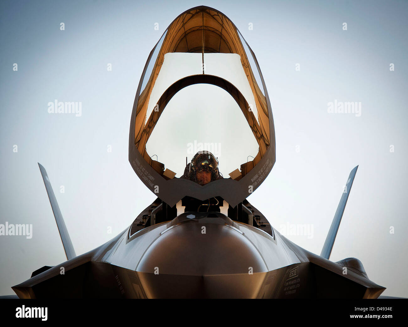 Pilots canopy hi-res stock photography and images - Alamy