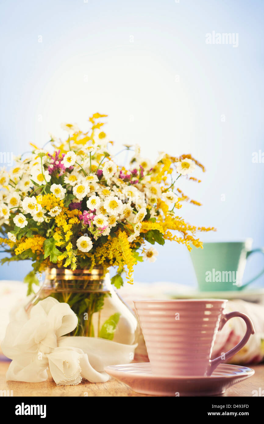 Tea garden afternoon hi-res stock photography and images - Alamy