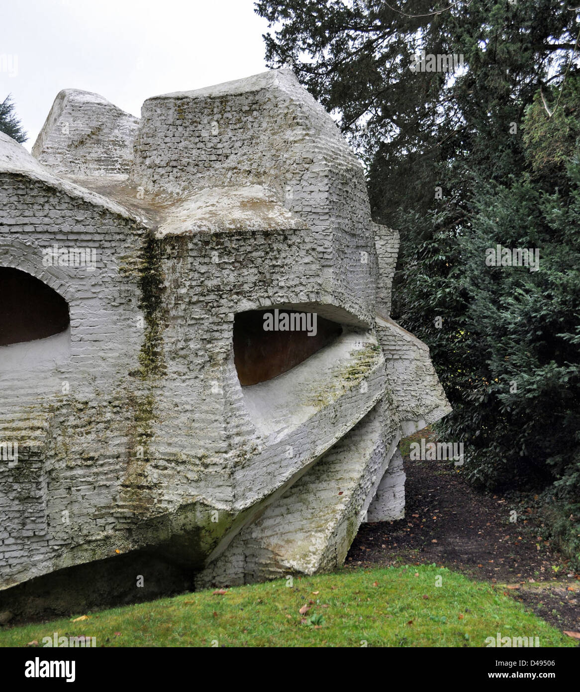 Sculpture integrated with architecture hi-res stock photography and ...