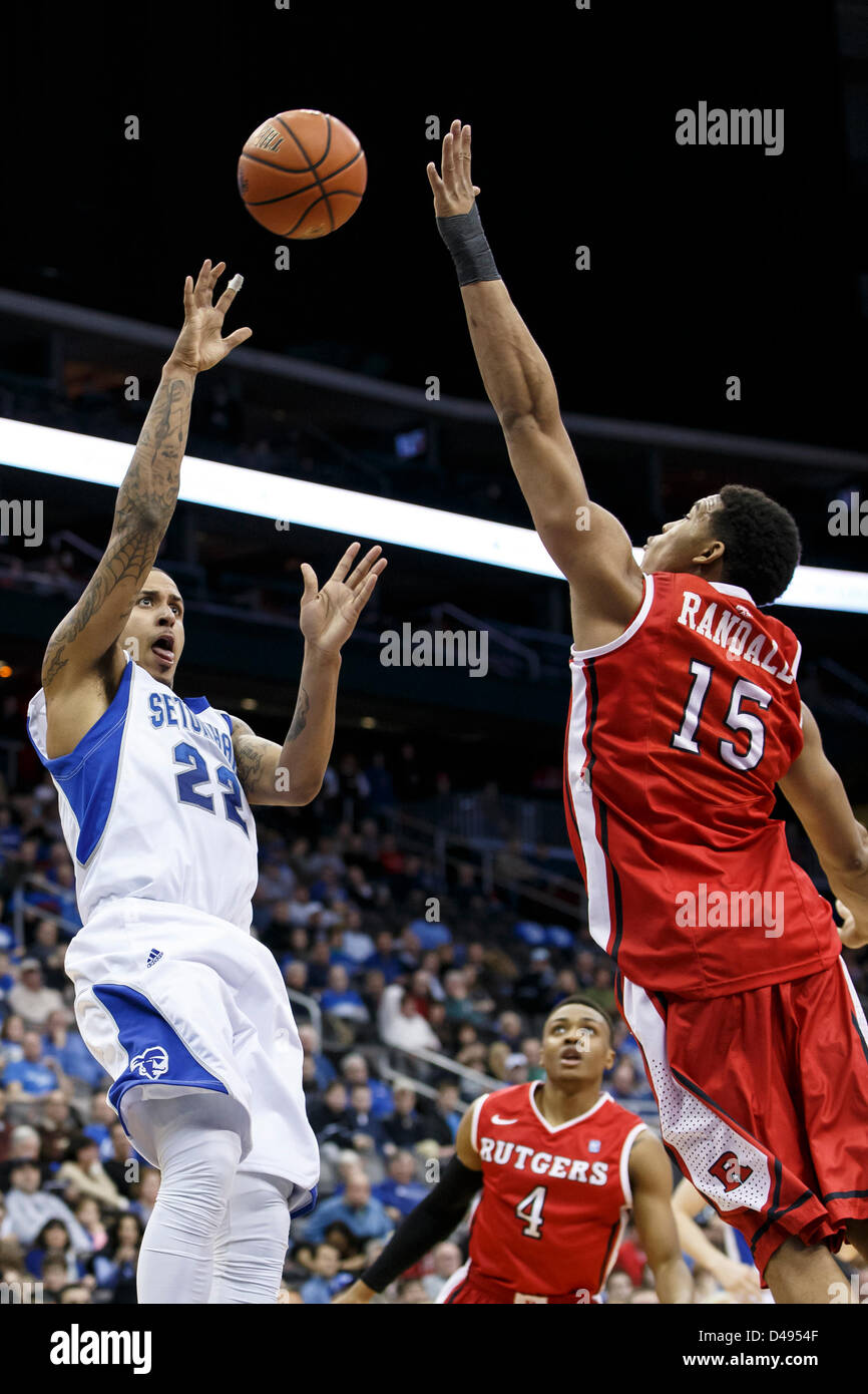 Derrick hall hi-res stock photography and images - Alamy