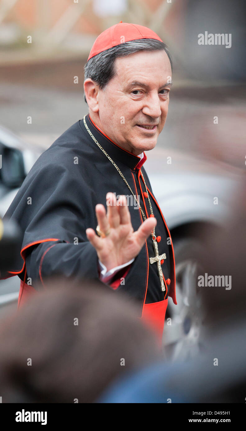 Catholic cardinal hi-res stock photography and images - Alamy