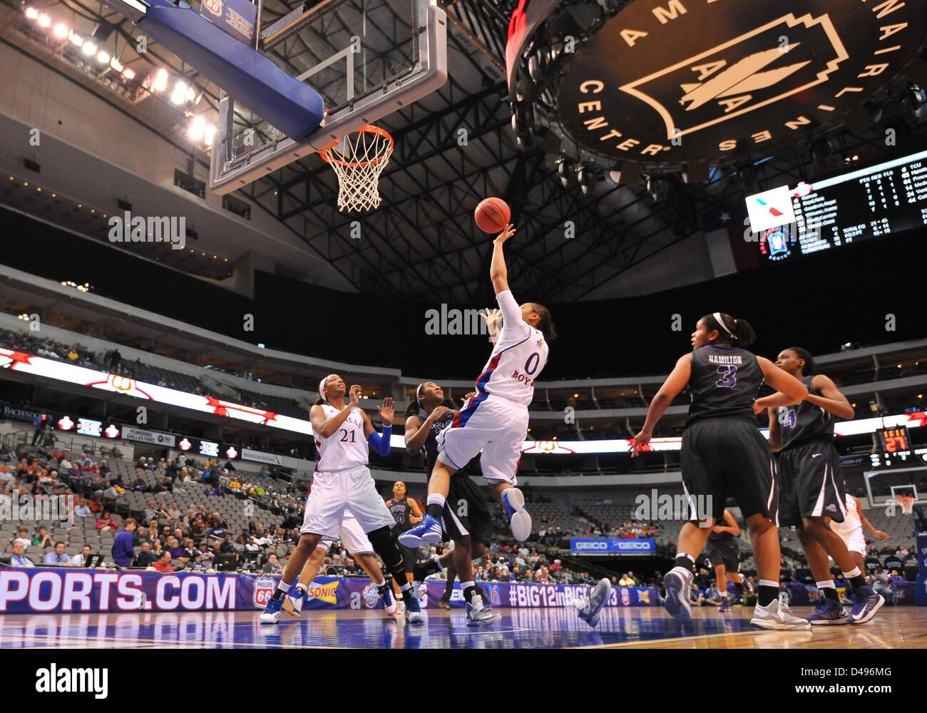 Asia boyd hi-res stock photography and images - Alamy