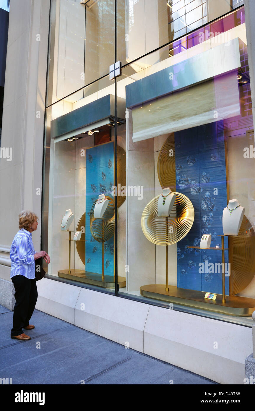 Bulgari storefront, New York City, USA Stock Photo - Alamy