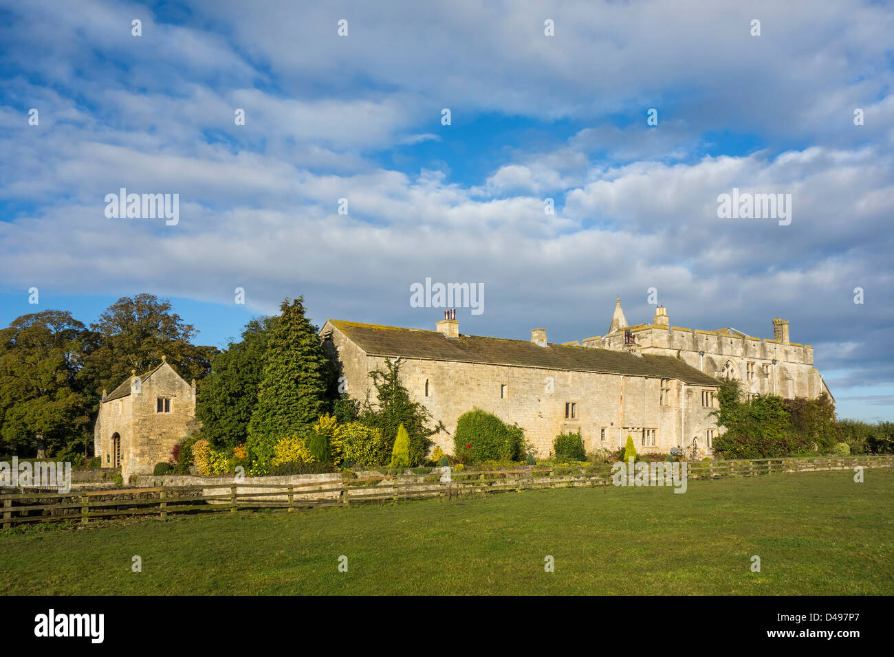 Markenfield Hall High Resolution Stock Photography and Images - Alamy