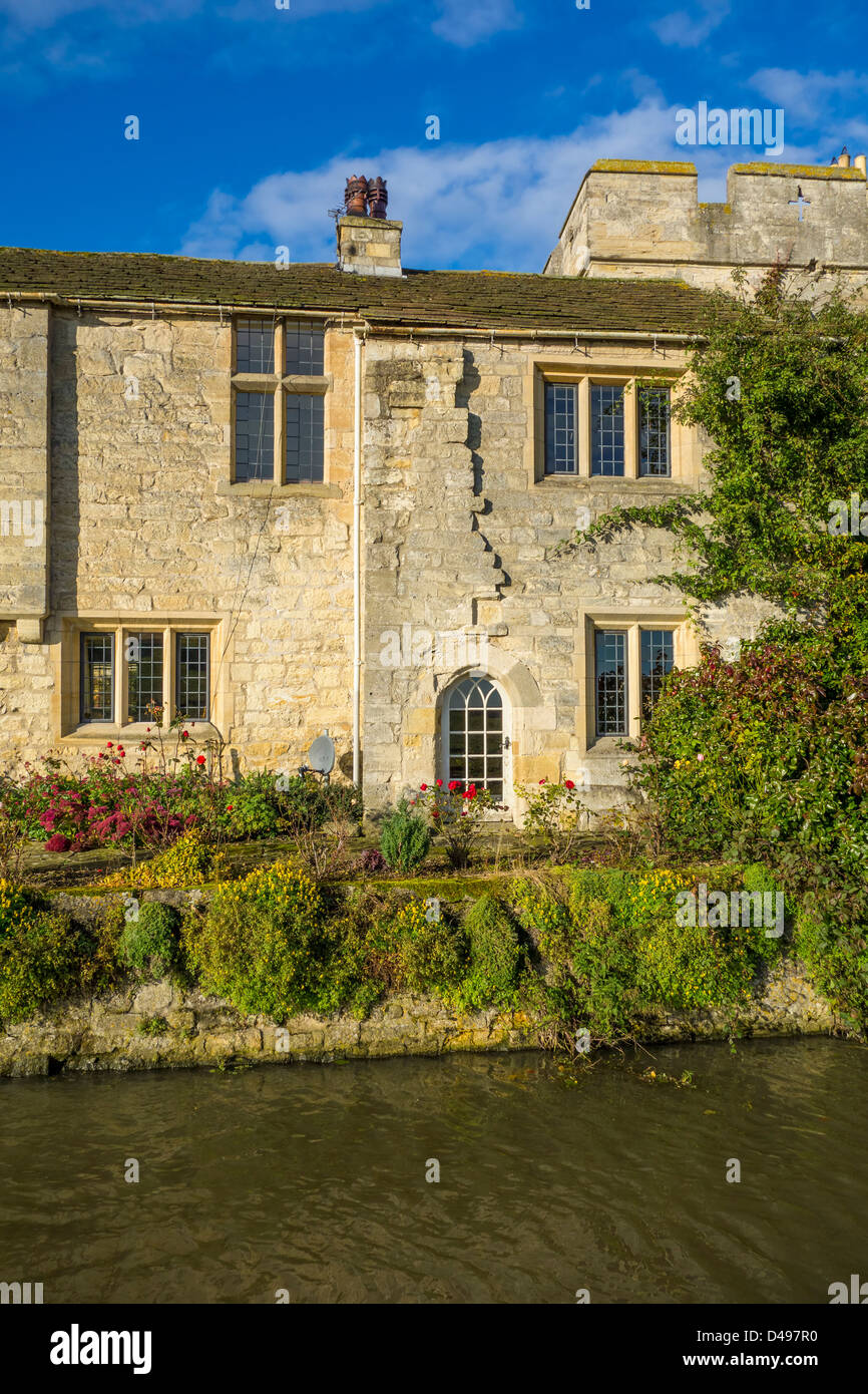 Markenfield hall hi-res stock photography and images - Alamy