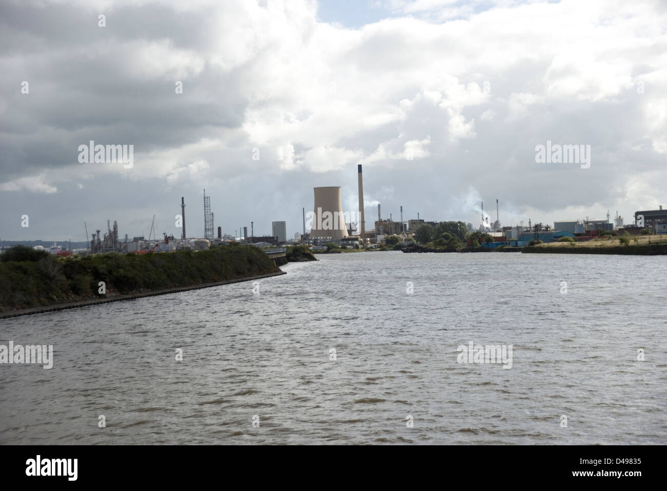 Stanlow Port and Oil terminal and the Manchester Ship Canal from the ...