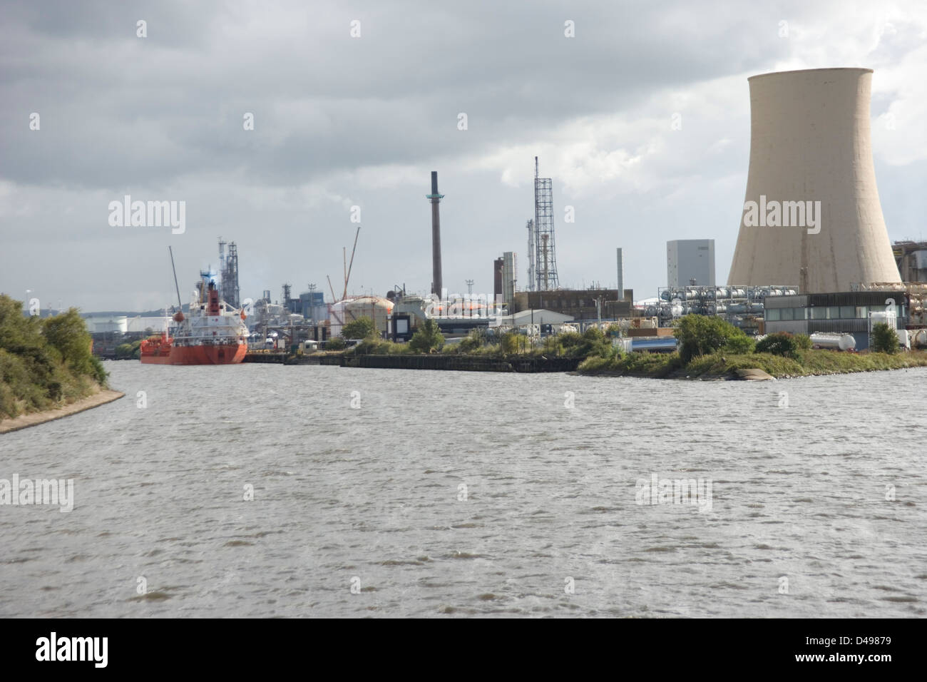 Stanlow Port and Oil terminal and the Manchester Ship Canal from the ...