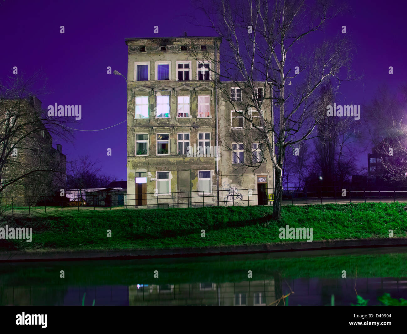 Spooky store hi-res stock photography and images - Alamy