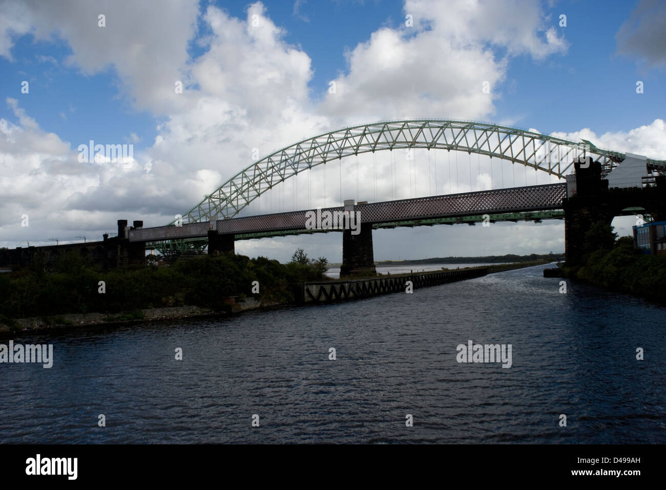 Runcorn road hi-res stock photography and images - Alamy