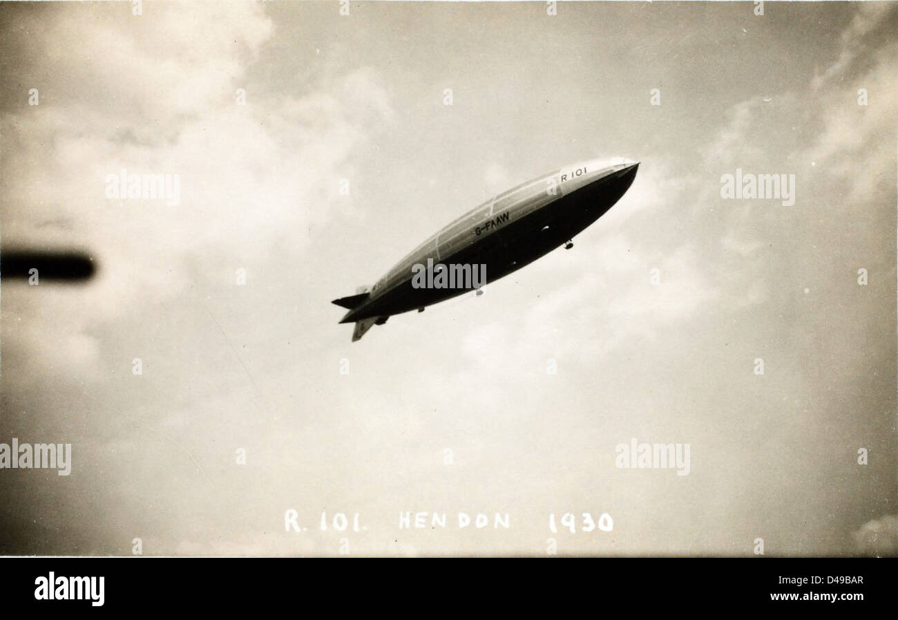 R101 aircraft hi-res stock photography and images - Alamy