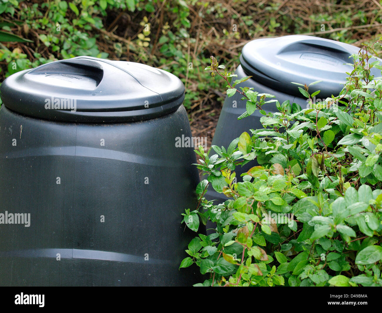 Two compost bins hi-res stock photography and images - Alamy