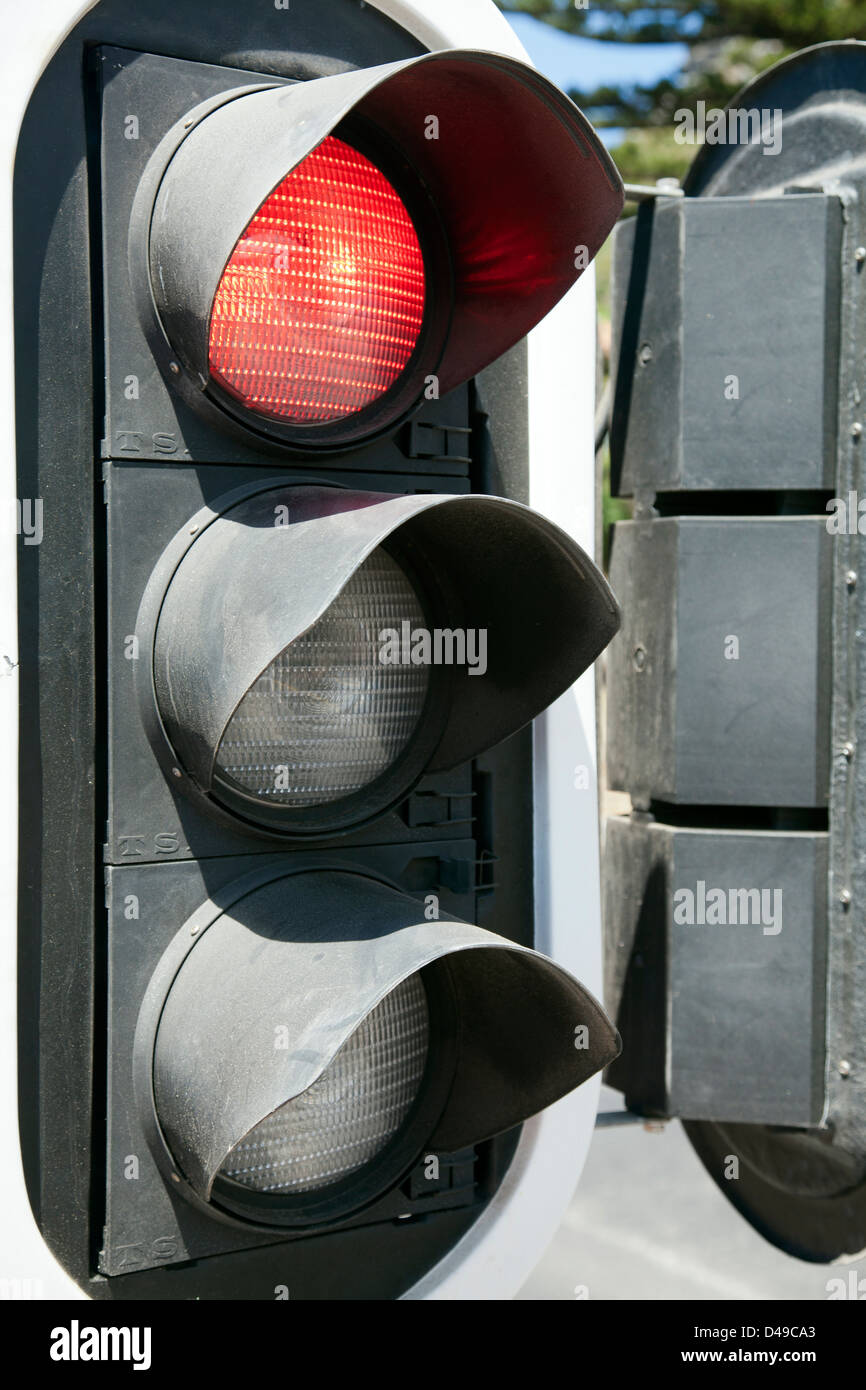 Red robot traffic light hi-res stock photography and images - Alamy
