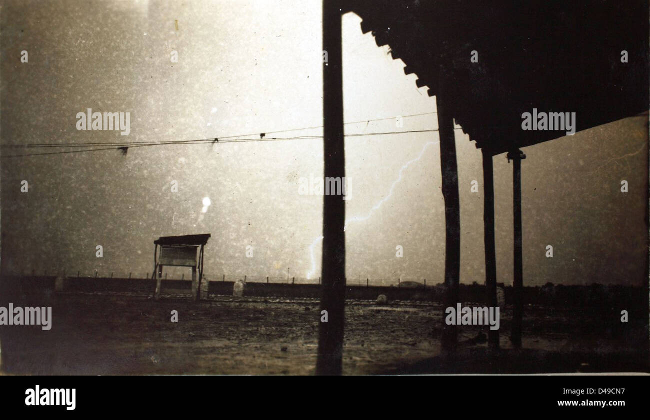 Royal service station hi-res stock photography and images - Alamy