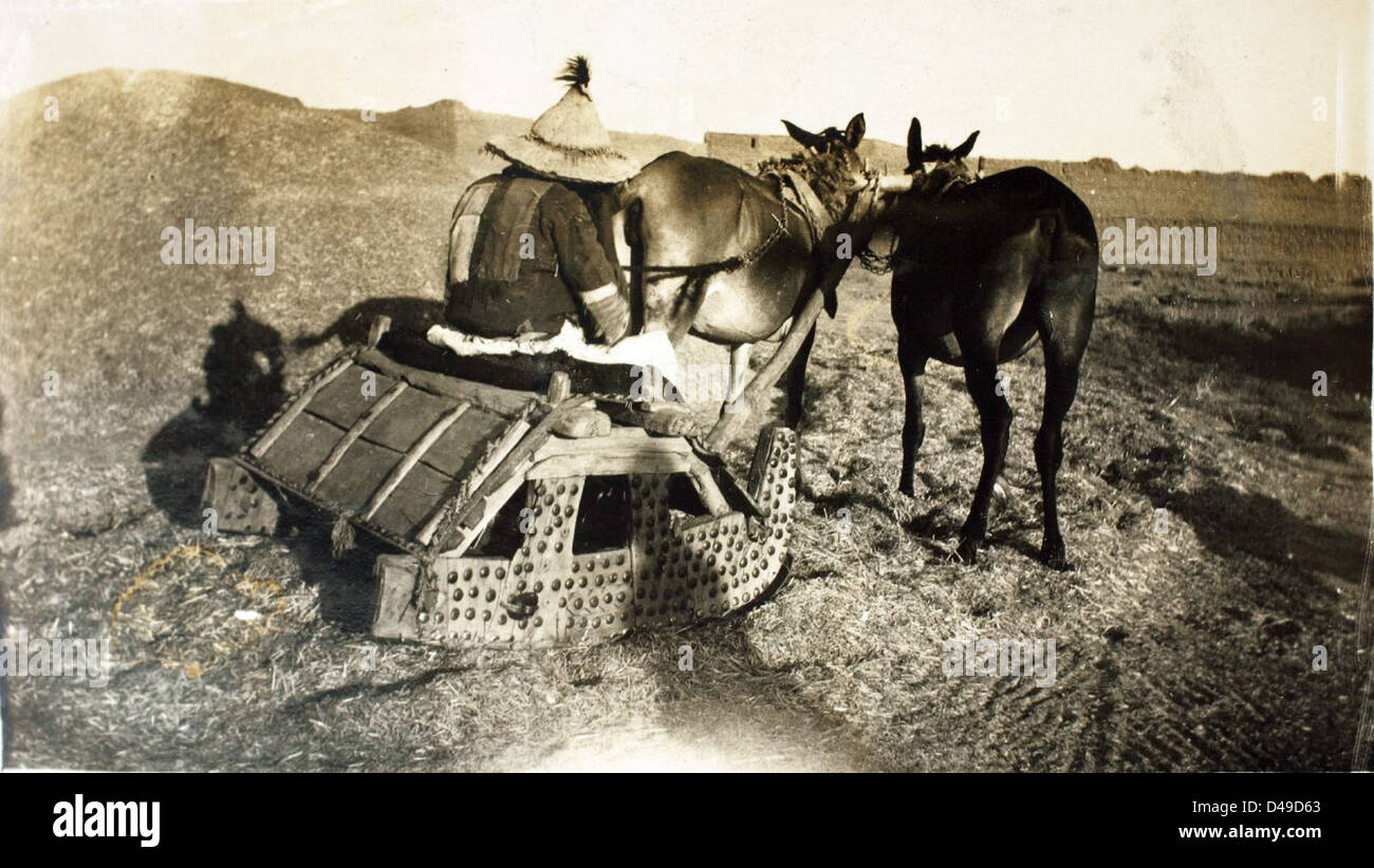 Traditional threshing methods hi-res stock photography and images - Alamy