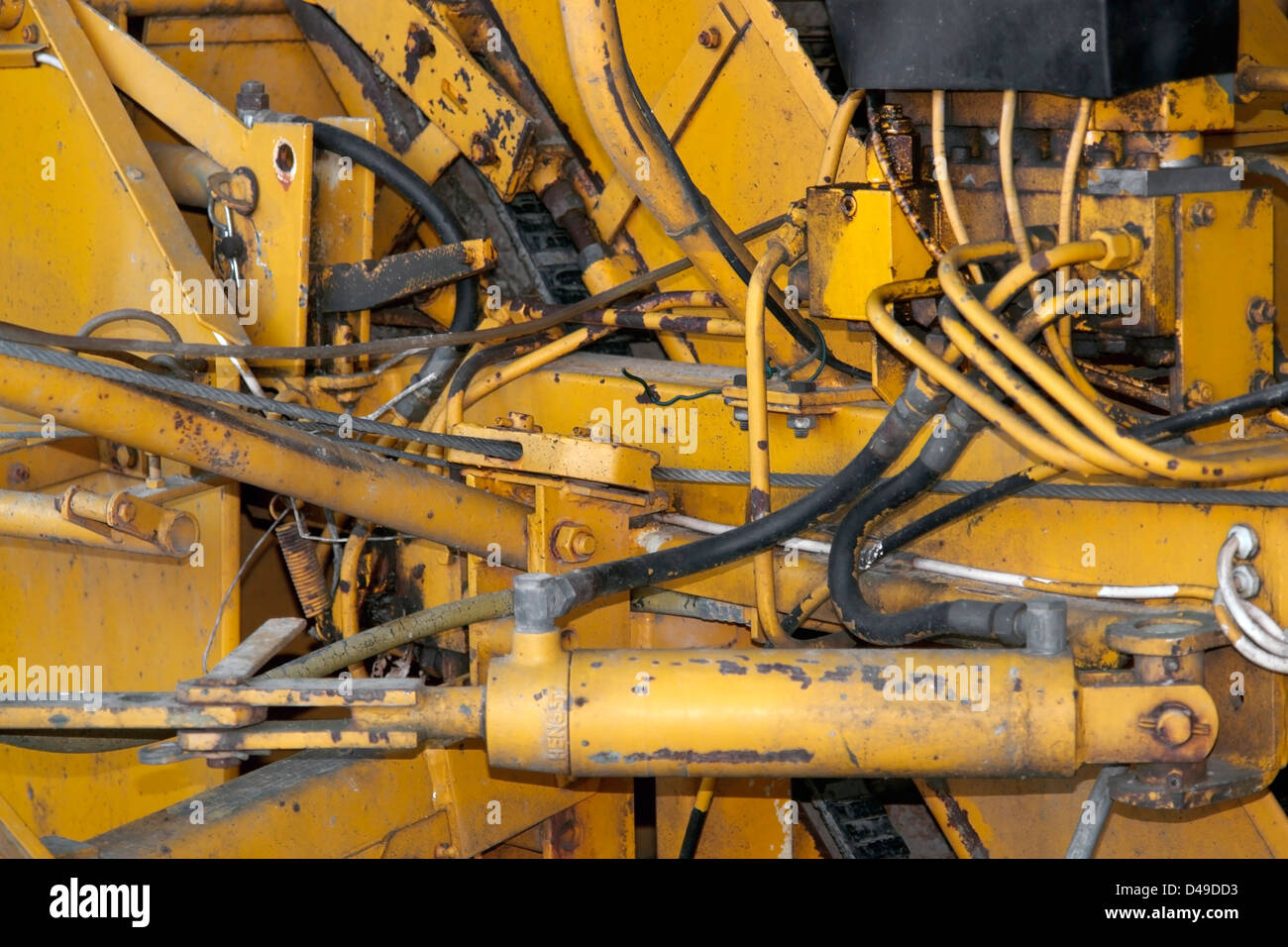 detail of a rundown construction machine Stock Photo - Alamy