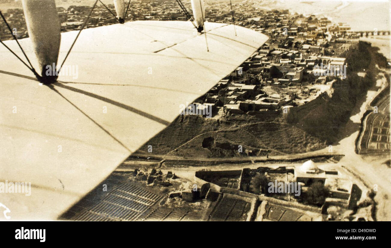 This aerial photograph of Kirkuk, Iraq, taken by Edwin Newman ...