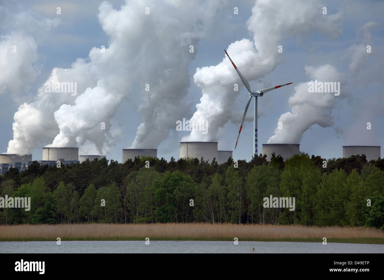 Peitz, Germany, coal power plant of Vattenfall Europe AG Jeanschwalde ...