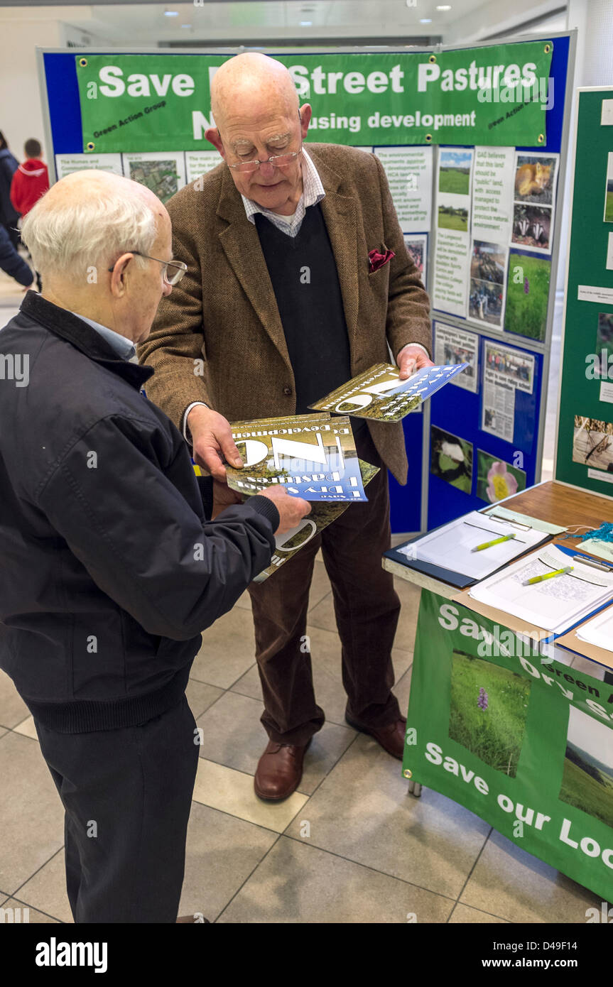 Eastgate shopping centre basildon hi-res stock photography and images ...