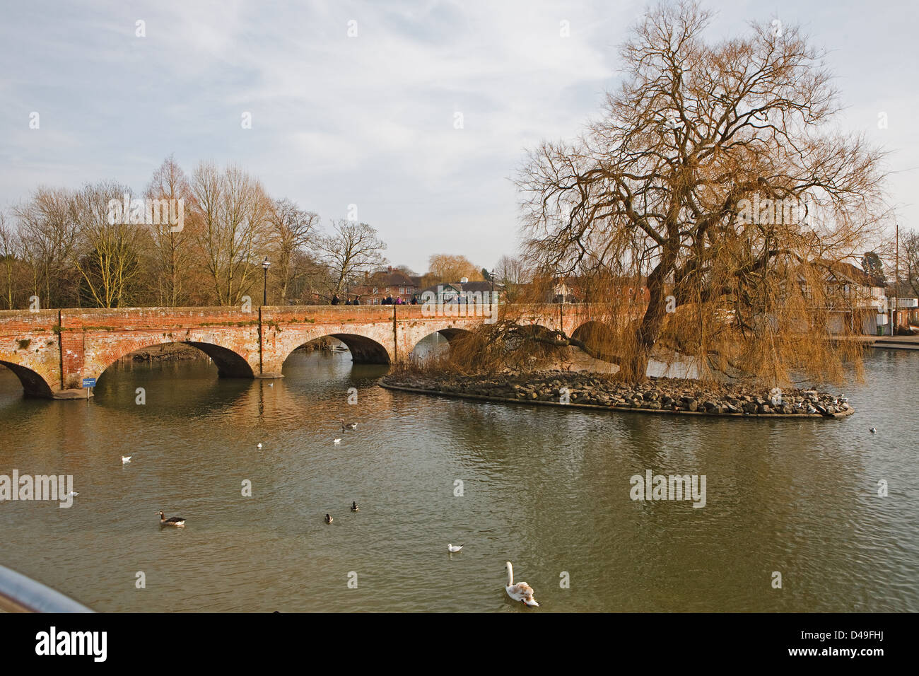 A bridge across the River Avon in Stratford Upon Avon Stock Photo - Alamy