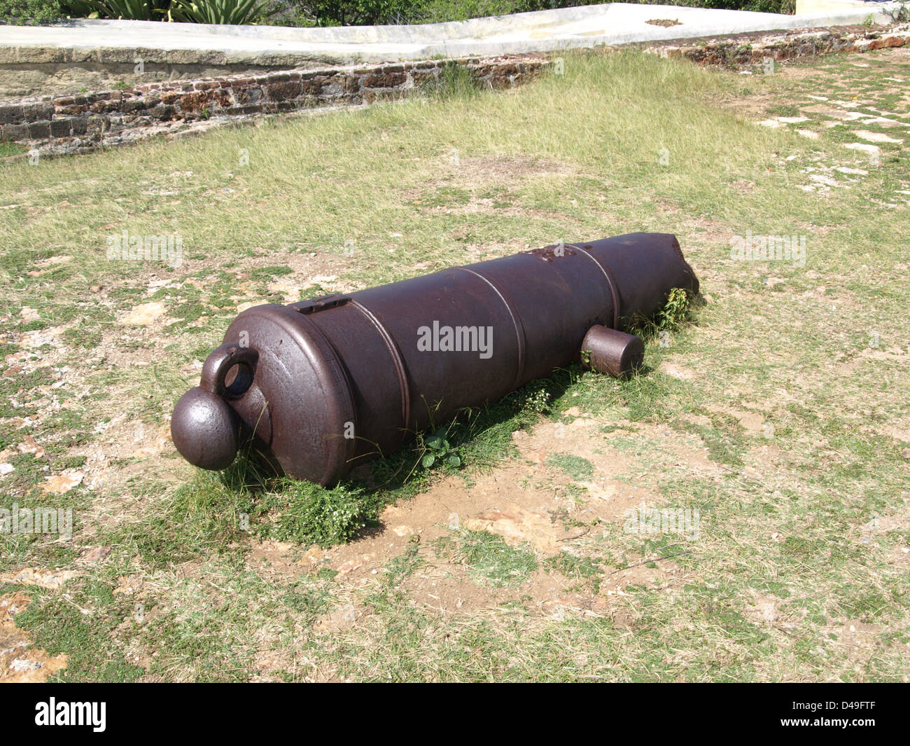 18th Century navy cannon abandoned on Antigua Stock Photo - Alamy