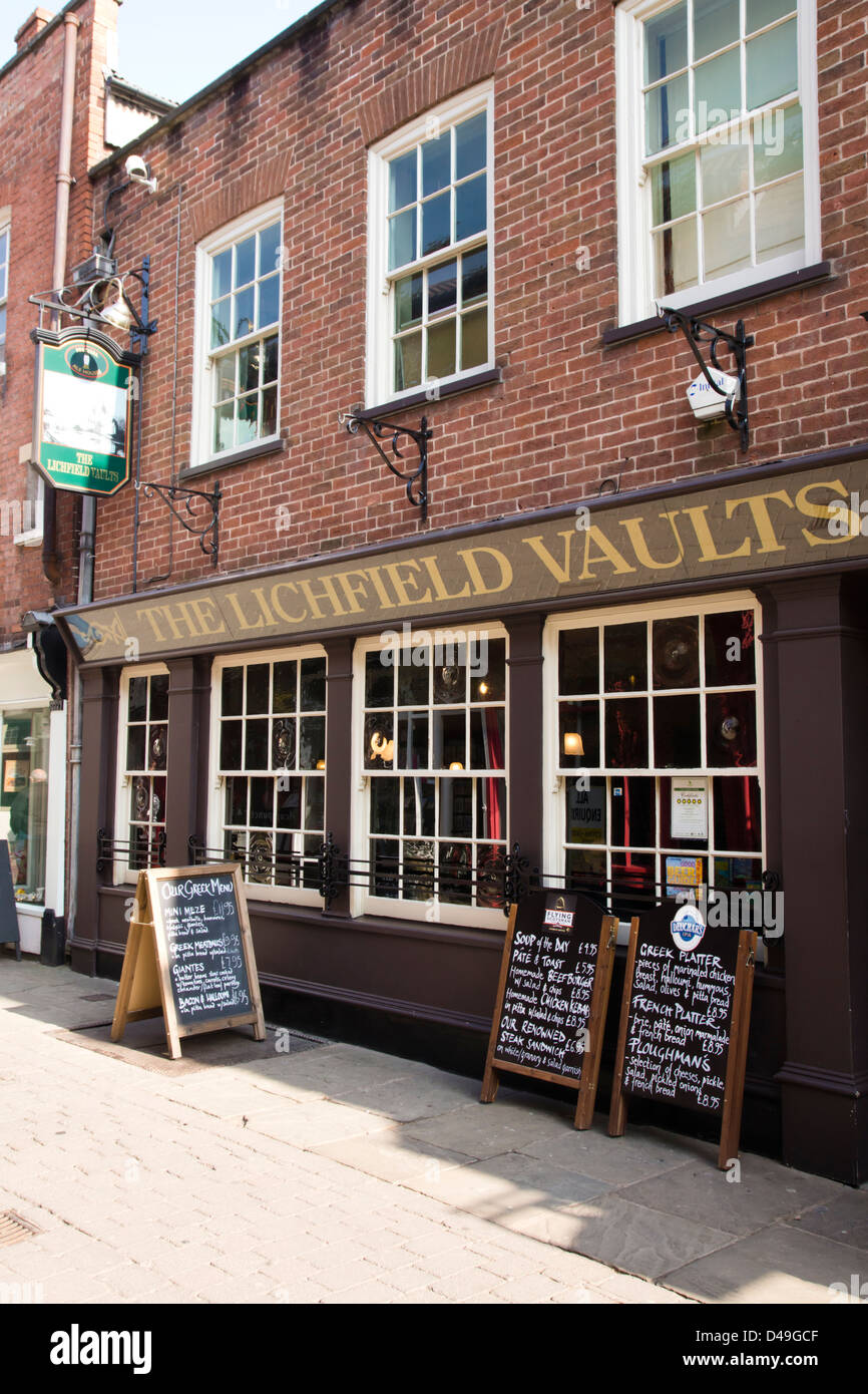 Hereford, the Lichfield Vaults Pub Stock Photo - Alamy