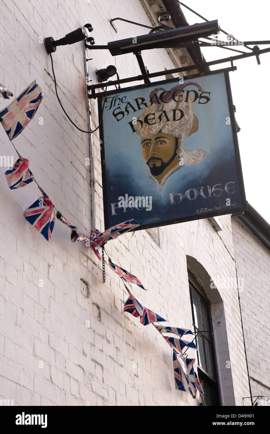 Saracens head hi-res stock photography and images - Alamy