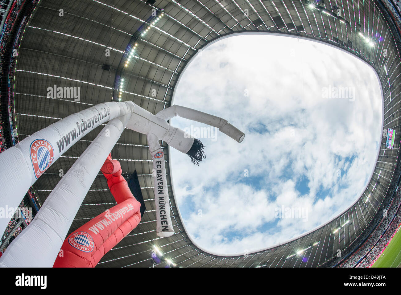 Munich, Germany. 9th March 2013. Worm's eye view of the stadium roof ...