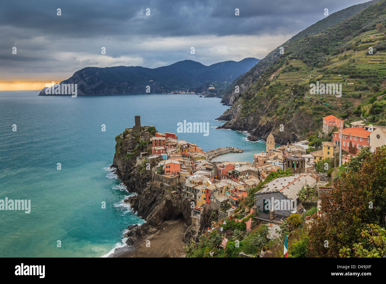 Itally village hi-res stock photography and images - Alamy