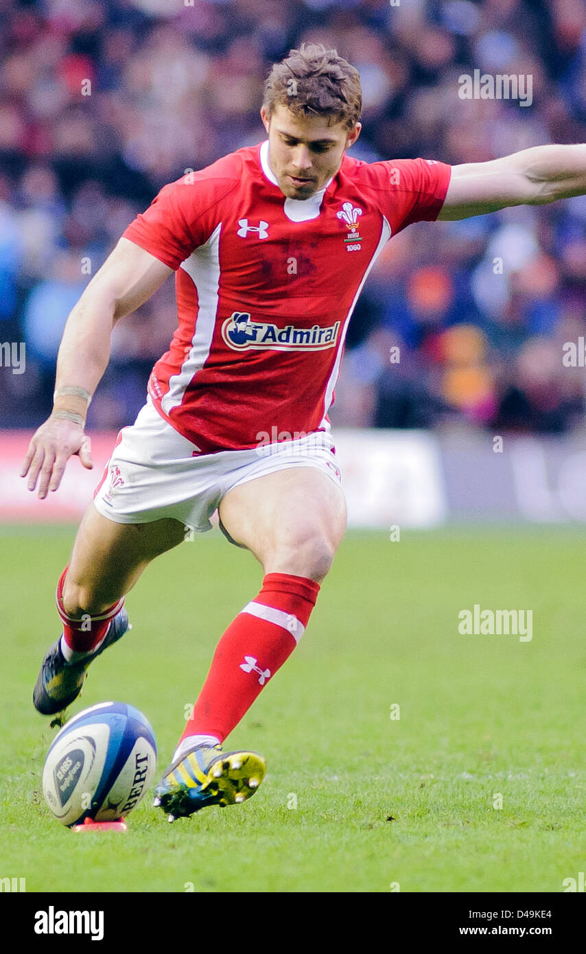 Edinburgh, UK. 9th March, 2013. Leigh Halfpenny kicks a penalty ...