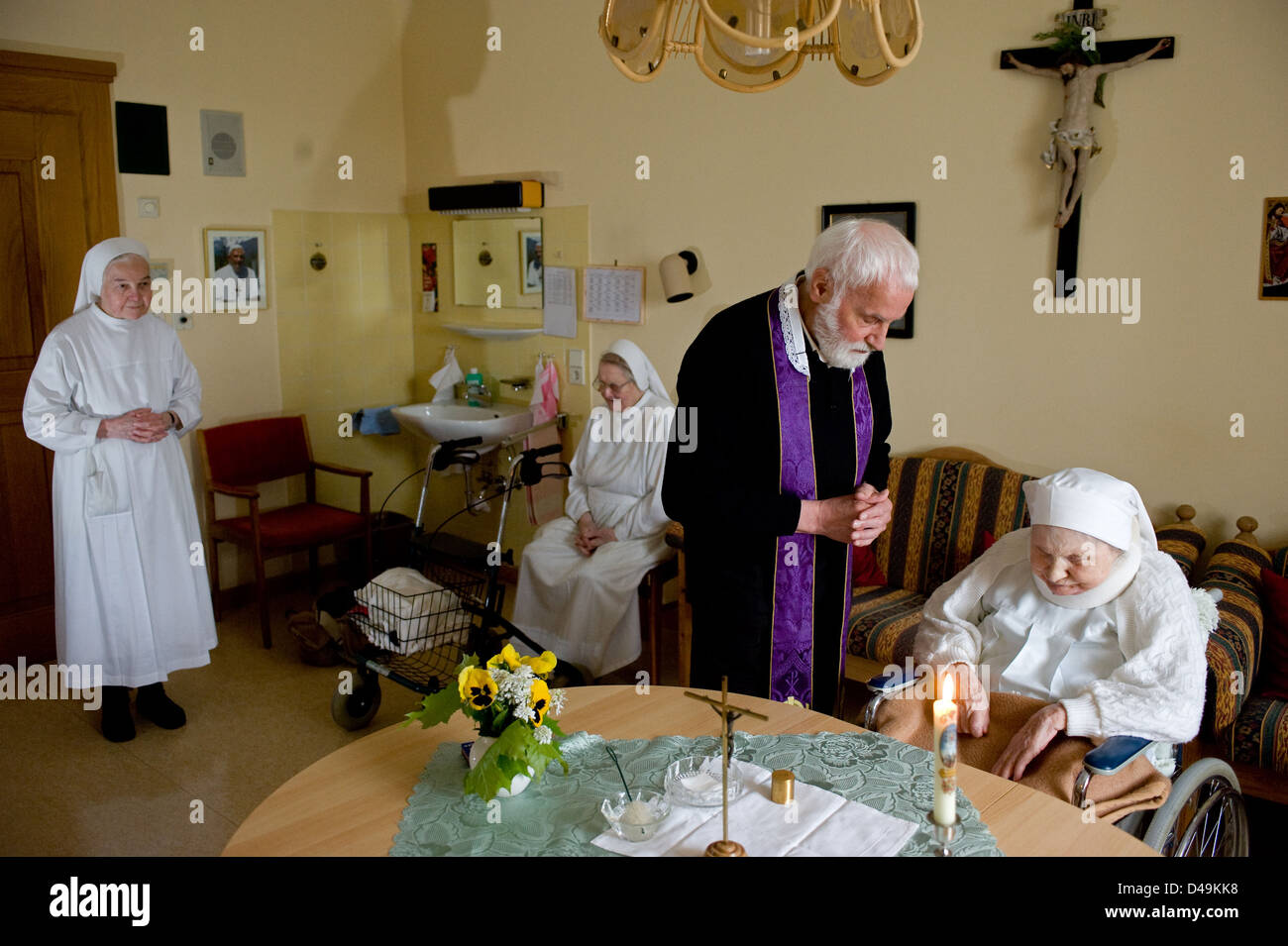 Anointing of the sick hi-res stock photography and images - Alamy