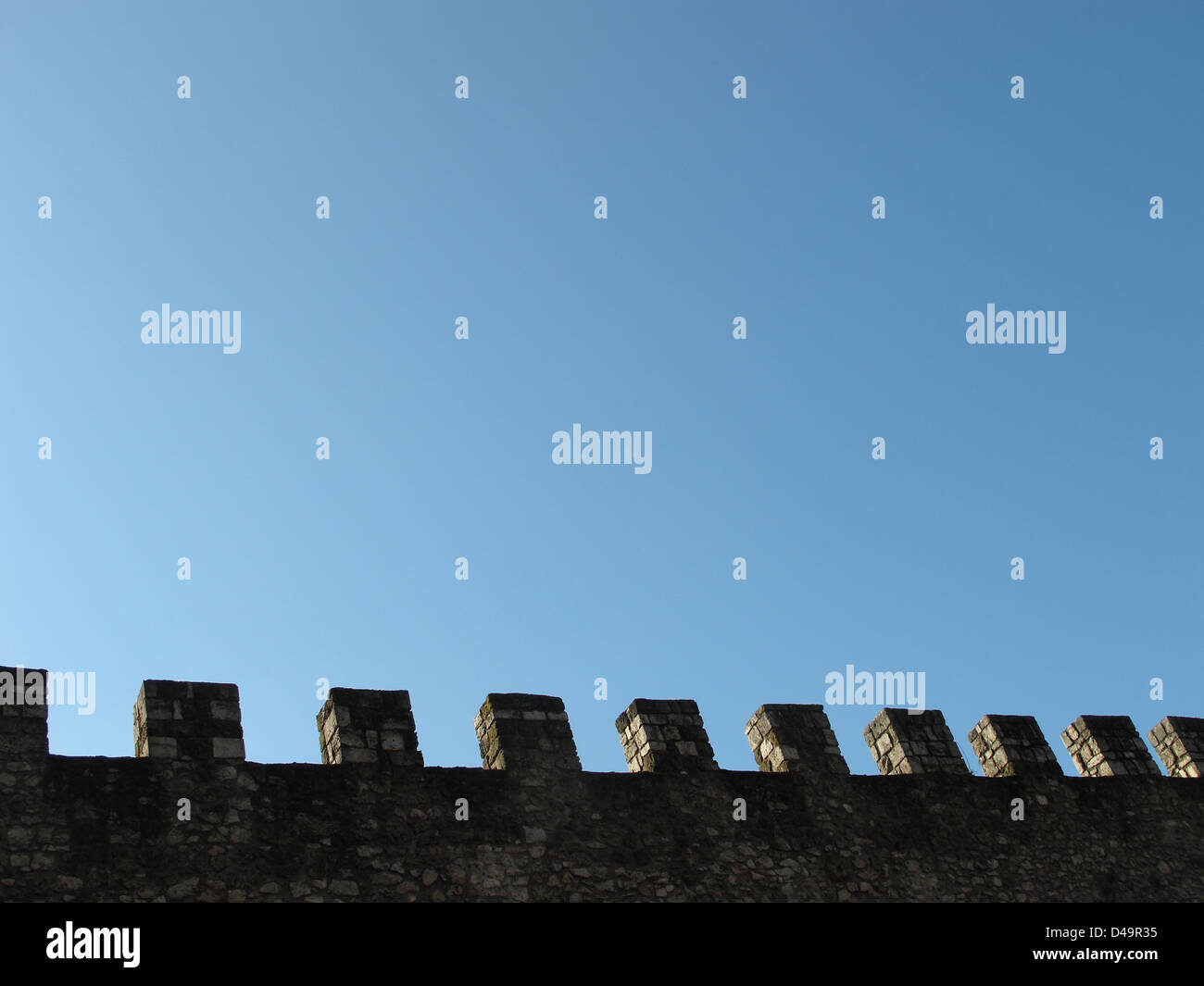 Merlons hi-res stock photography and images - Alamy