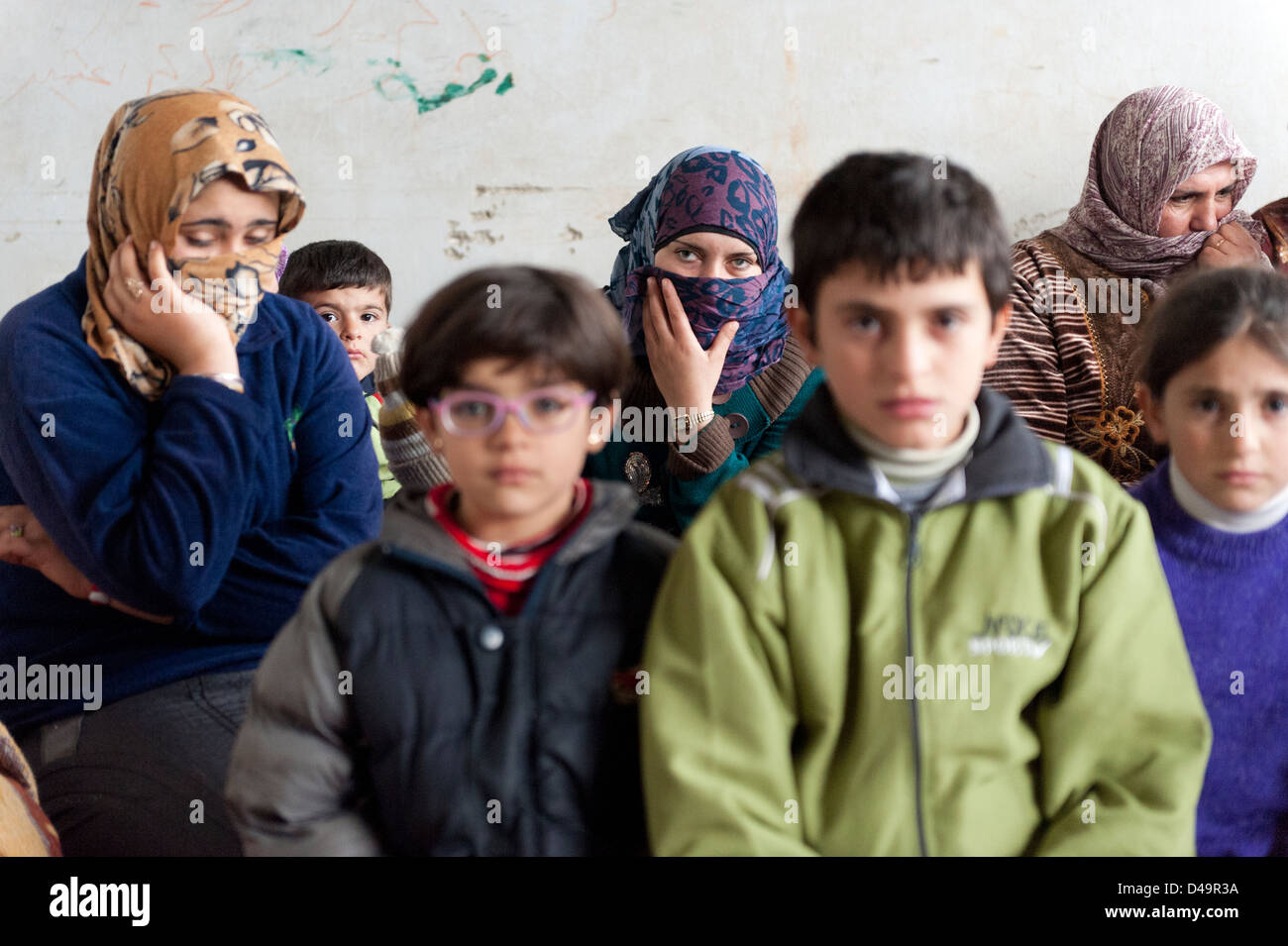Refugees that were accommodated in a local school, Hama, Syria Stock ...